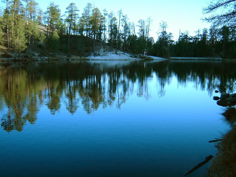 Rose Canyon Lake - Arizona Paddling